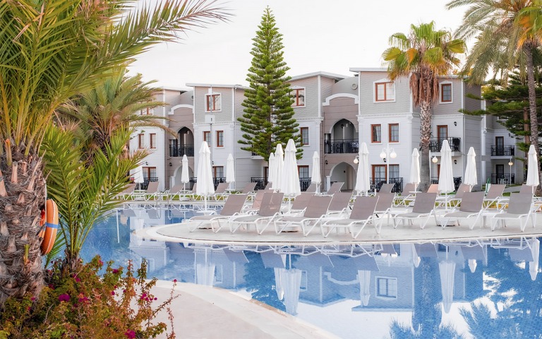 Тур на отдых в отеле Euphoria Barbaross Beach Resort 5* в Сторона ...